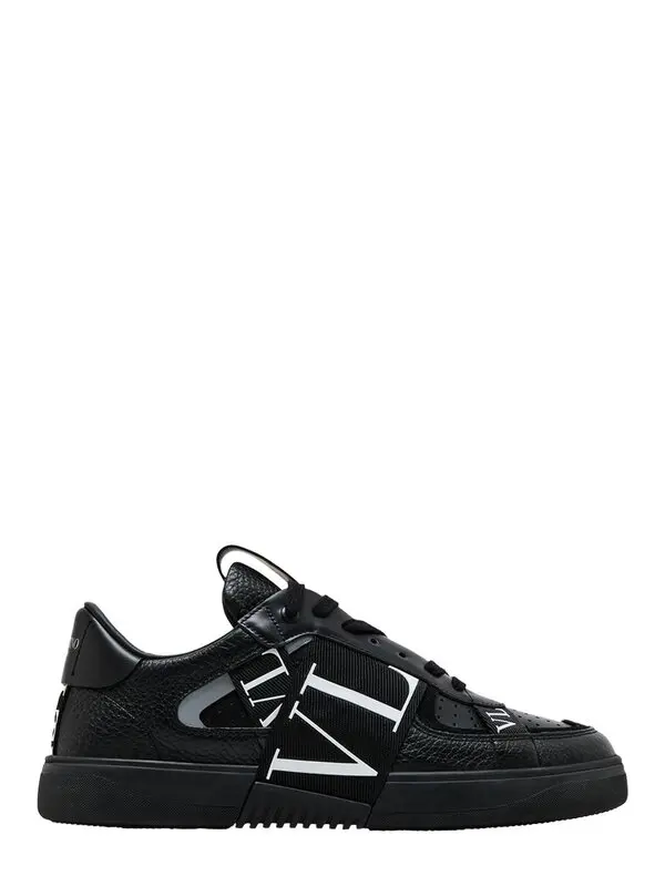 Valentino Garavani Vl7n Low Top Sneakers - Black