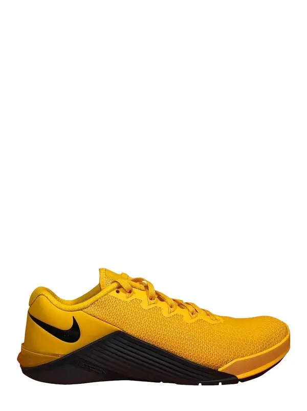 Nike Metcon 5 Athletic Sneakers - Yellow