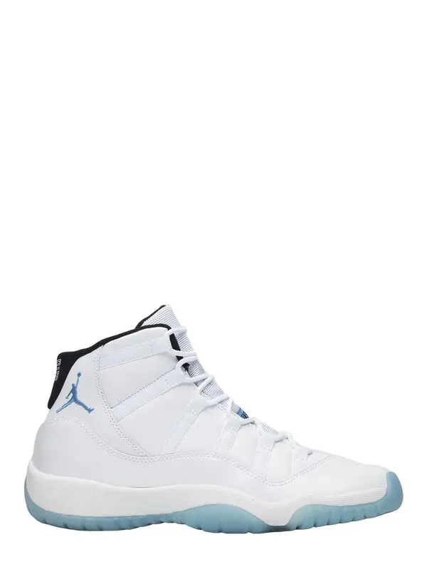 JORDAN 11 Retro High-top Sneakers - White