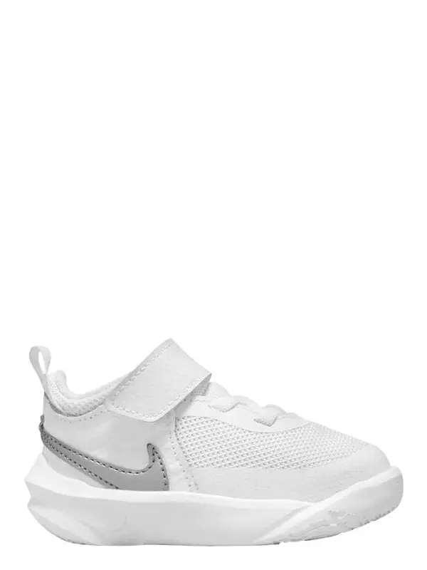 Nike Team Hustle D10 Td Sneakers - White