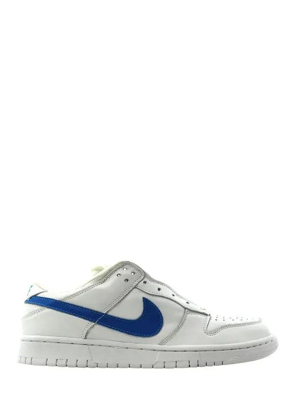 Nike Dunk Low Pro Sb Sneakers - White