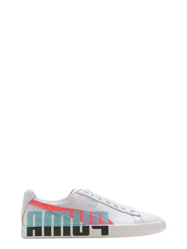 PUMA Clyde Logo Sneakers - White