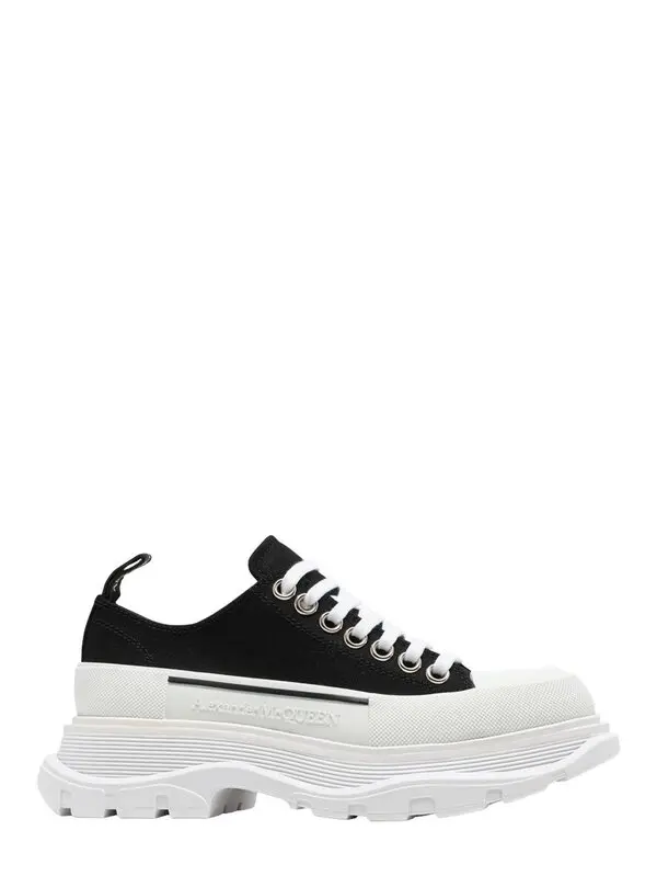 Alexander McQueen Tread Slick Lace Up Sneakers - Black