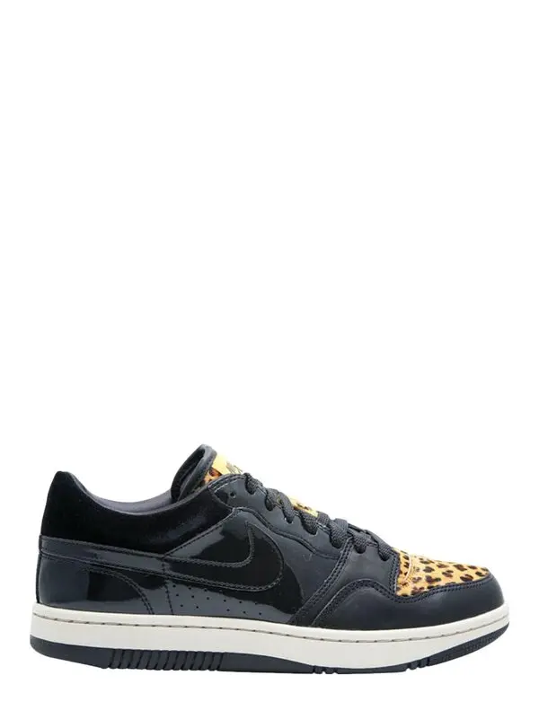 Nike Court Force Low Premium Sneakers - Black