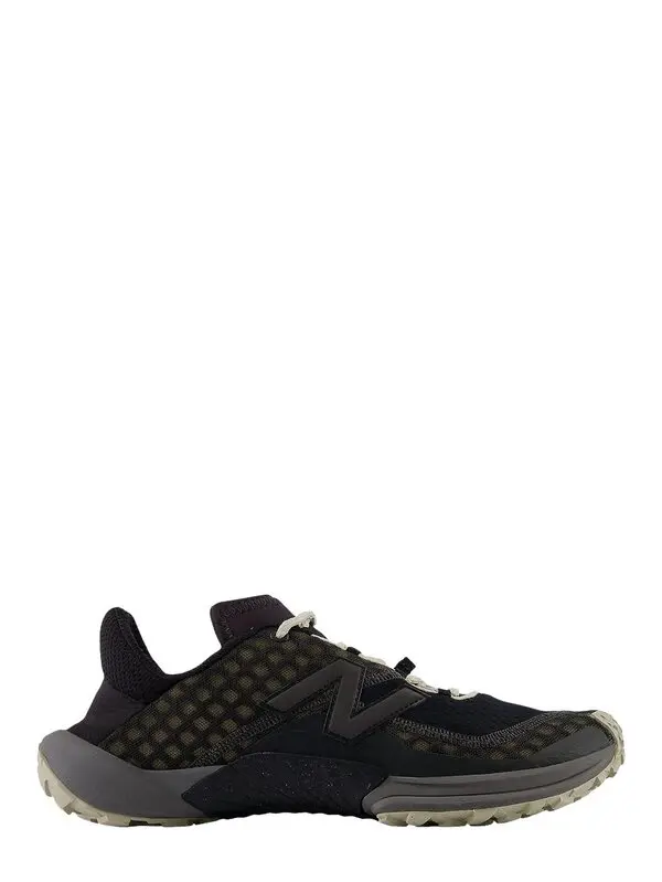 NEW BALANCE Minimus Trail Sneakers - Black
