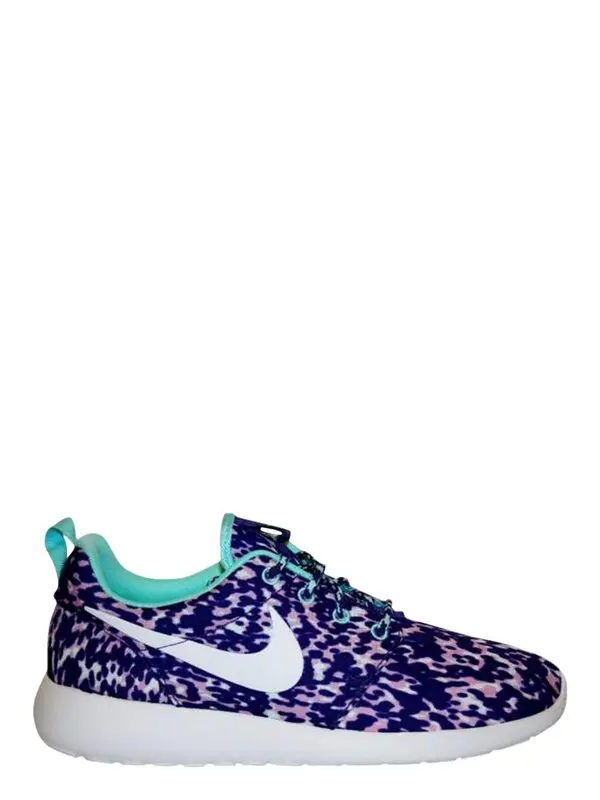 Nike Roshe Run Print Sneakers - Pink