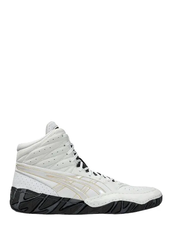 Asics Aggressor 6 Athletic Shoes - White