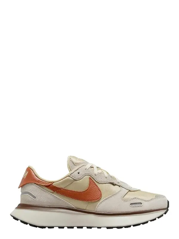 Nike Phoenix Waffle Sneakers - Gold