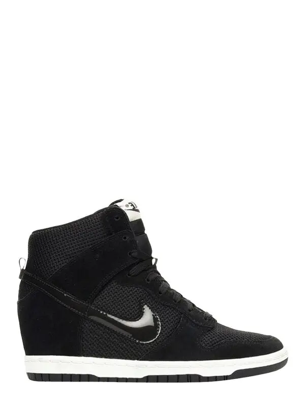 Nike Dunk Sky High Essential Sneakers - Black