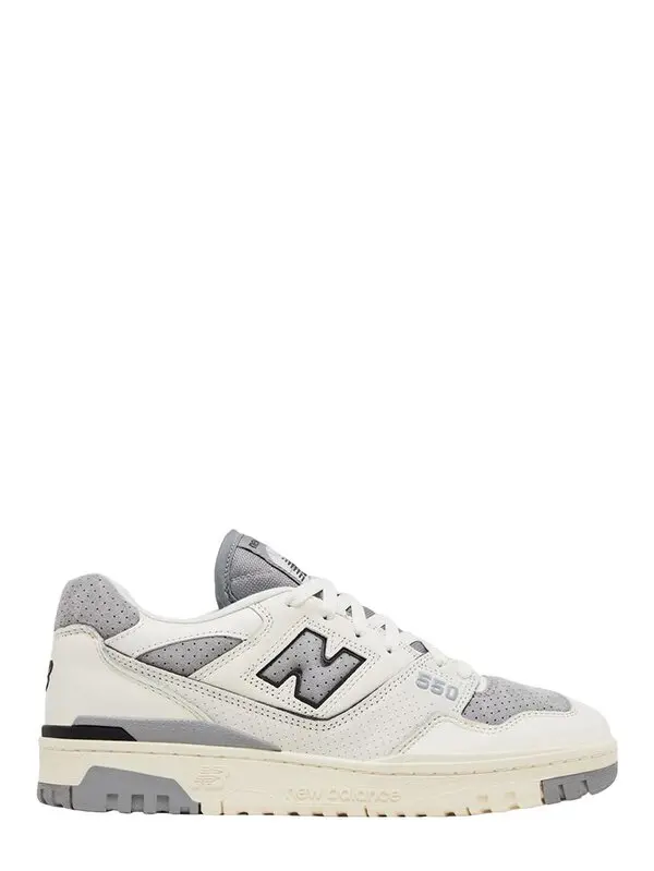 NEW BALANCE 550 Sneakers - Cream