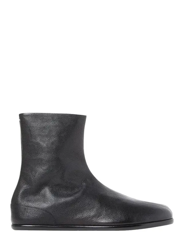 MAISON MARGIELA Tabi Ankle Flat Boot - Black