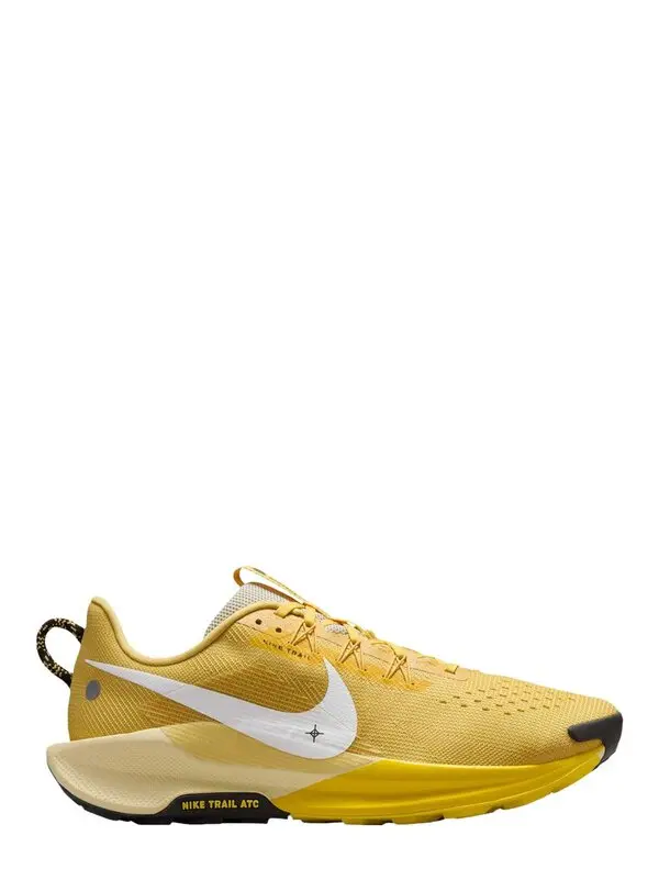 Nike Pegasus Trail 5 Sneakers - Gold