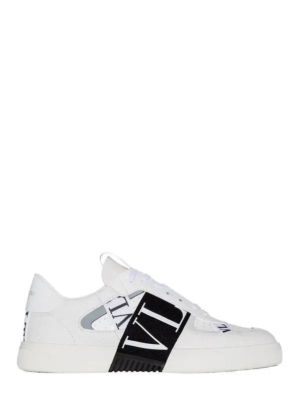Valentino Garavani Vl7n Low Top Sneakers - White