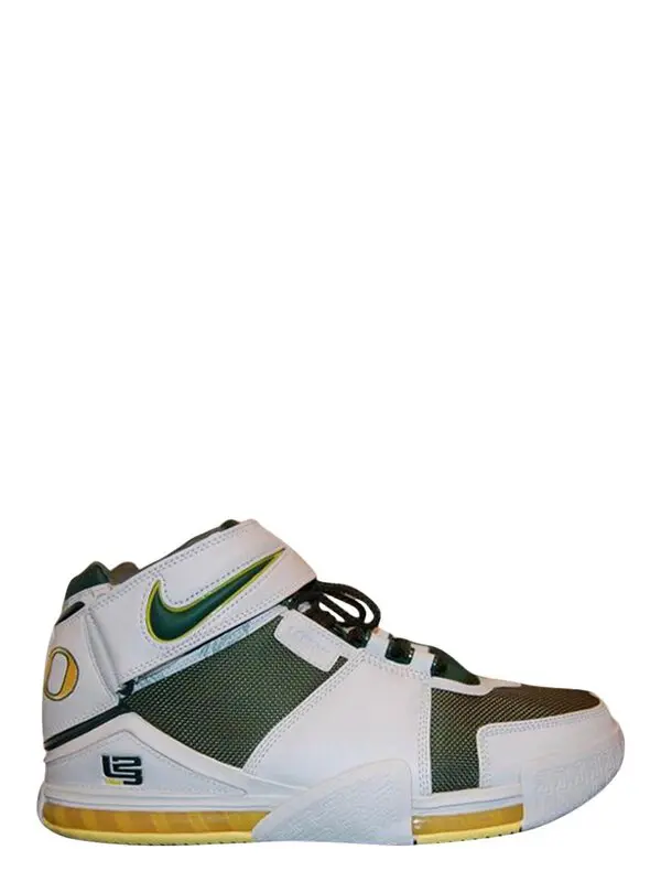 Nike Zoom Lebron 2 'oregon Ducks' Pe Sneakers - White