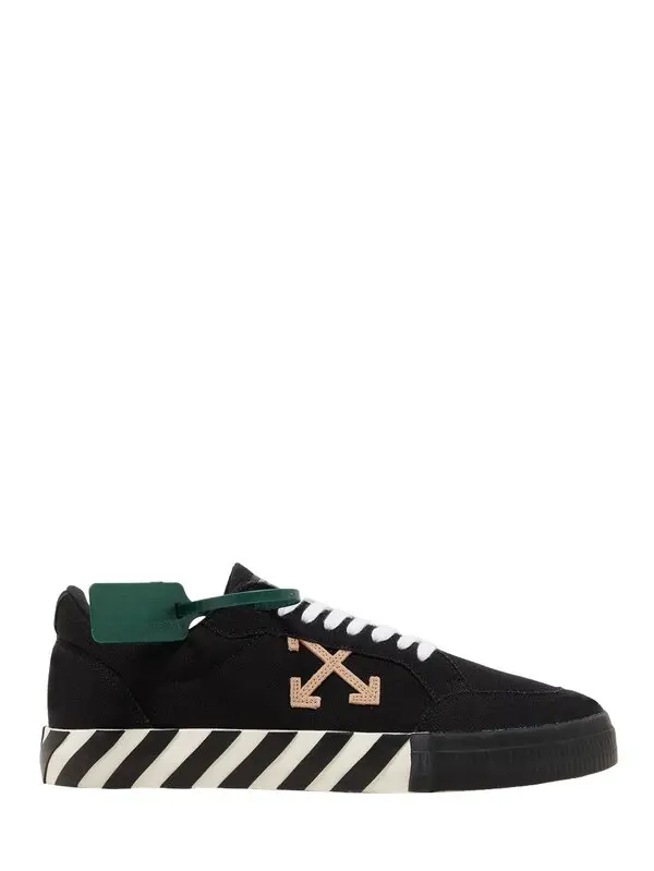 Off-White Vulc Low-top Sneakers - Black