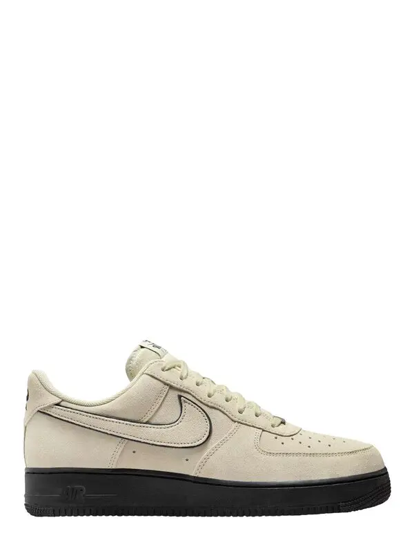 Nike Air Force 1 '07 Lv8 Sneakers - Cream
