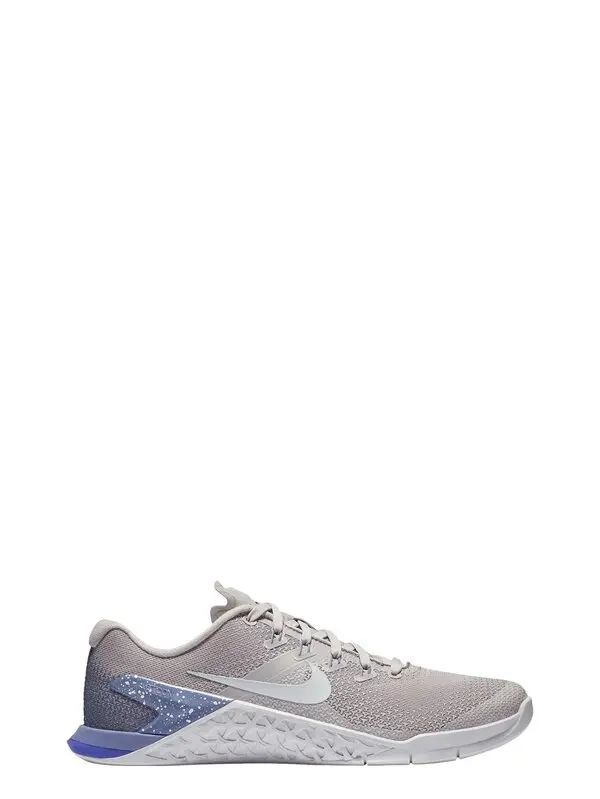 Nike Wmns Metcon 4 Sneakers - Grey