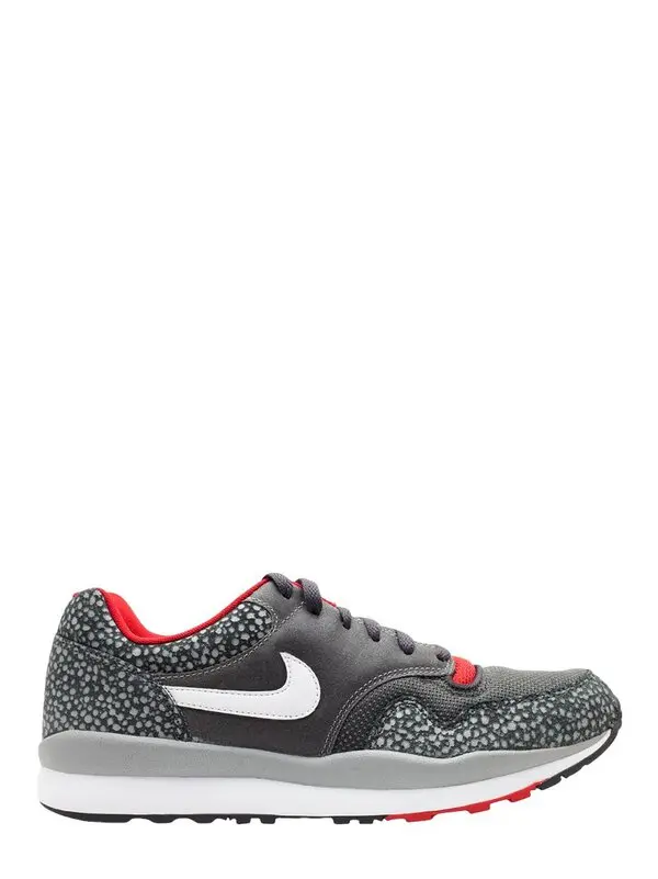 Nike Air Safari Le 'gym Sneakers - Red