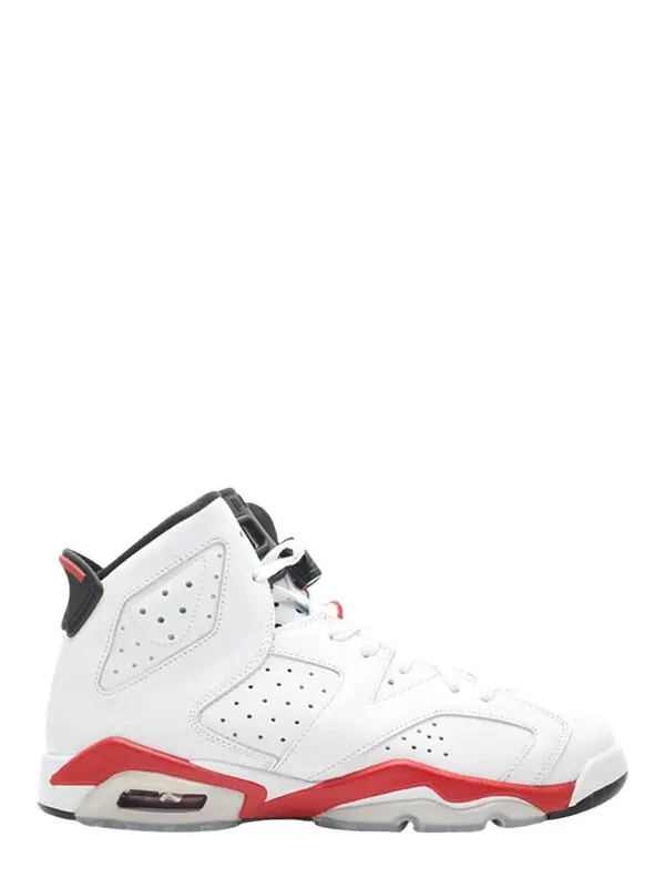 JORDAN Retro Sneakers - White