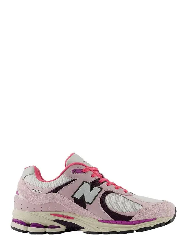 NEW BALANCE 2002r Sneakers - Pink