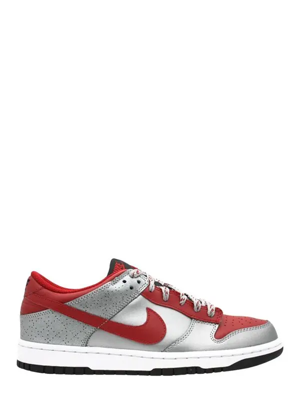 Nike Dunk Low Cl Sneakers - Red