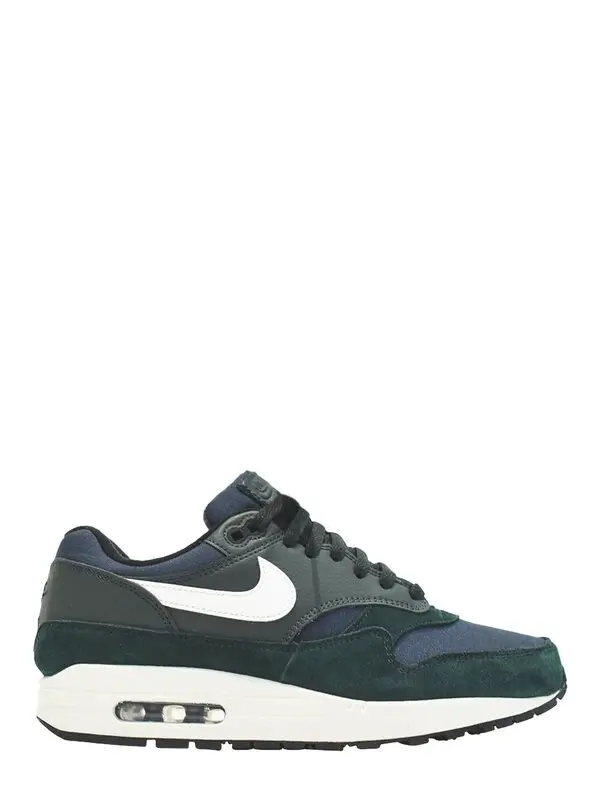 JORDAN Air Max 1 Sneakers - Green