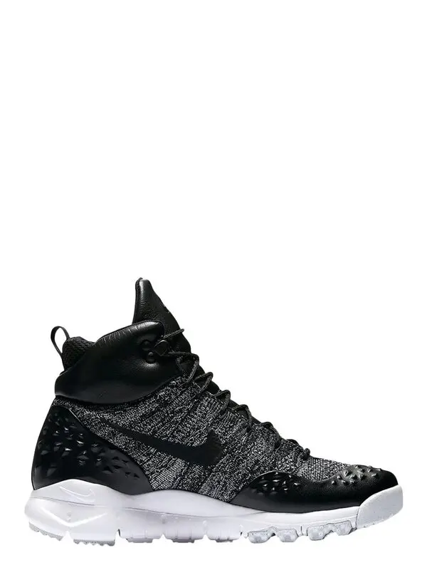 Nike Lupinek Flyknit Sneakers - Black