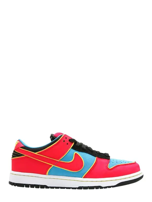 Nike Dunk Low Premium Sb 'ms. Pacman' Sneakers - Blue