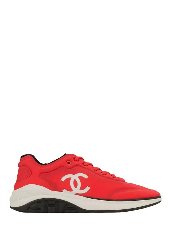 Chanel Cc Logo Sneaker - Red
