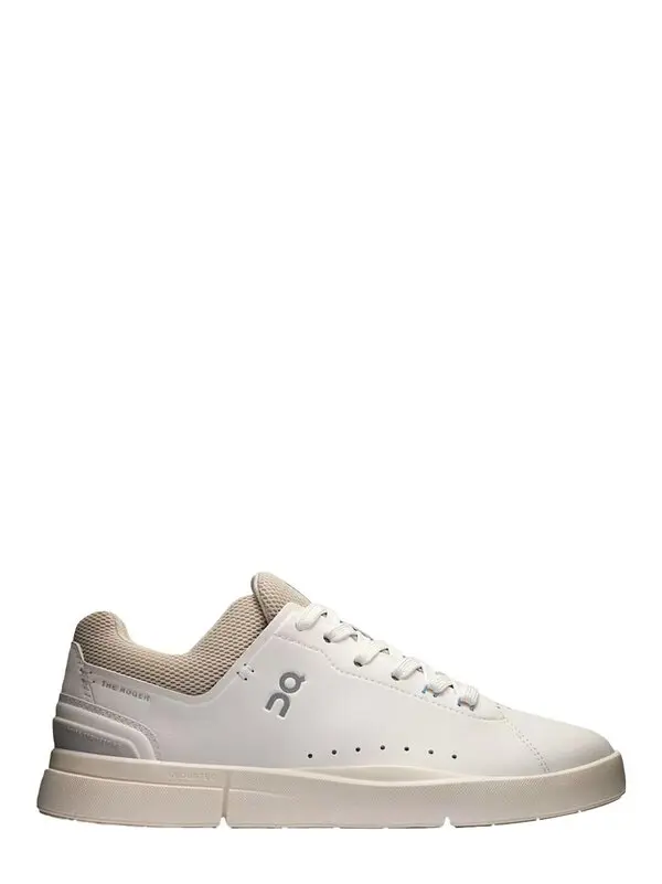 On The Roger Advantage Sneakers - White