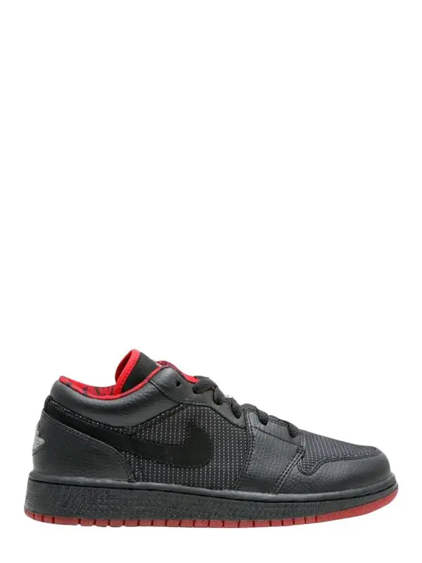 JORDAN 1 Retro Low Top Sneakers - Black
