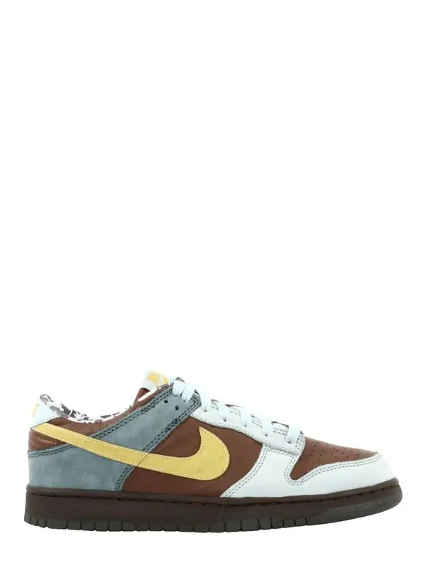Nike Dunk Low Premium Sneakers - Brown