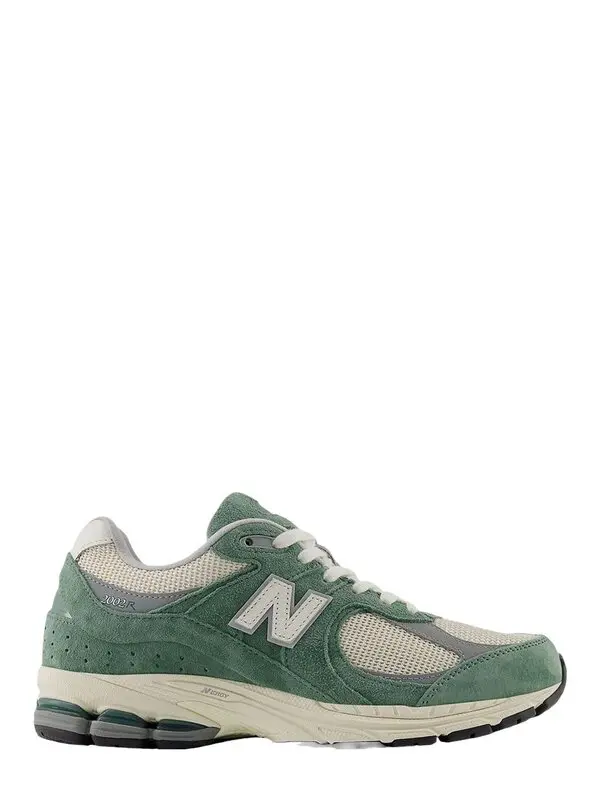 NEW BALANCE 2002r Sneakers - Green