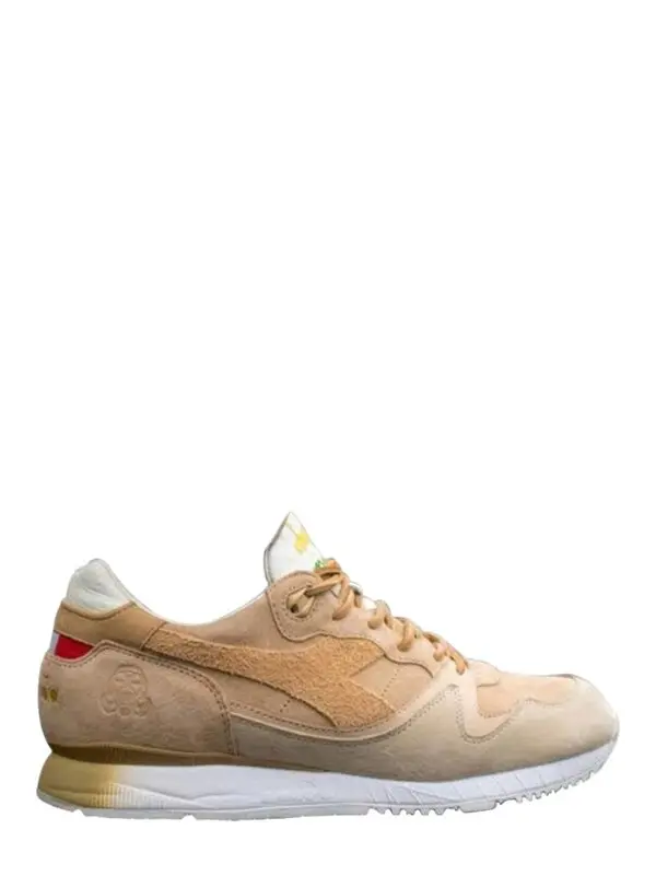 DIADORA Footpatrol X V7000 'macchiato - Tan