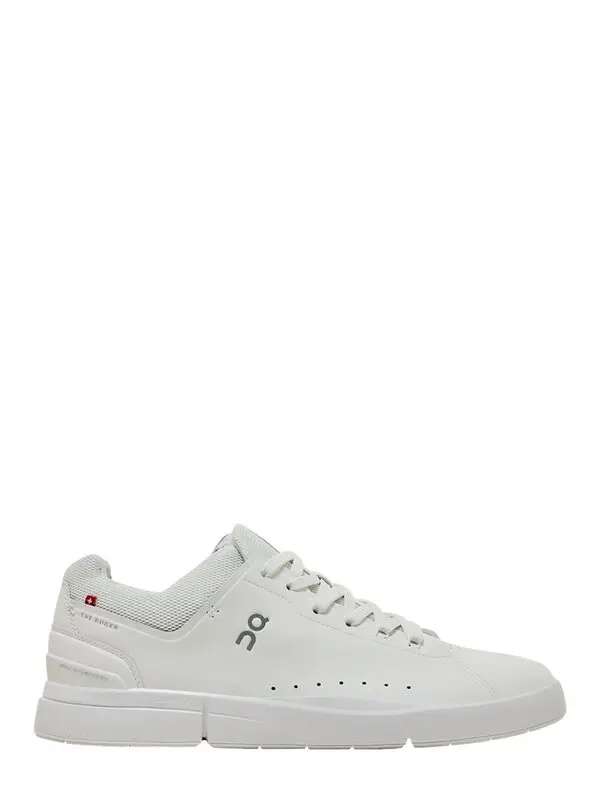 On The Roger Advantage Sneakers - White