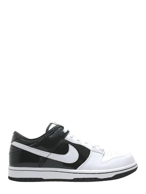 Nike W's Dunk Low Sneakers - Black