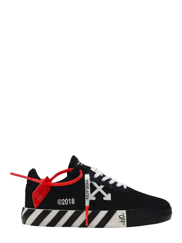 Off-White Vulc Low Top Sneakers - Black