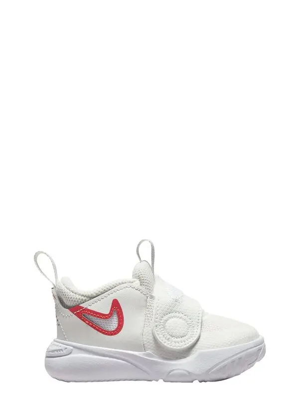 Nike Team Hustle D11 Td Sneakers - Cream