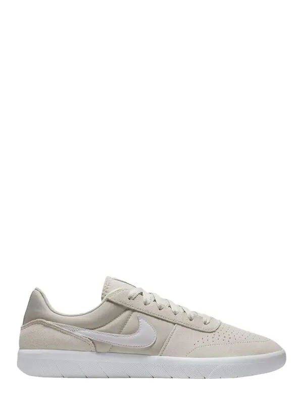 Nike Team Classic Sb Sneakers - Cream