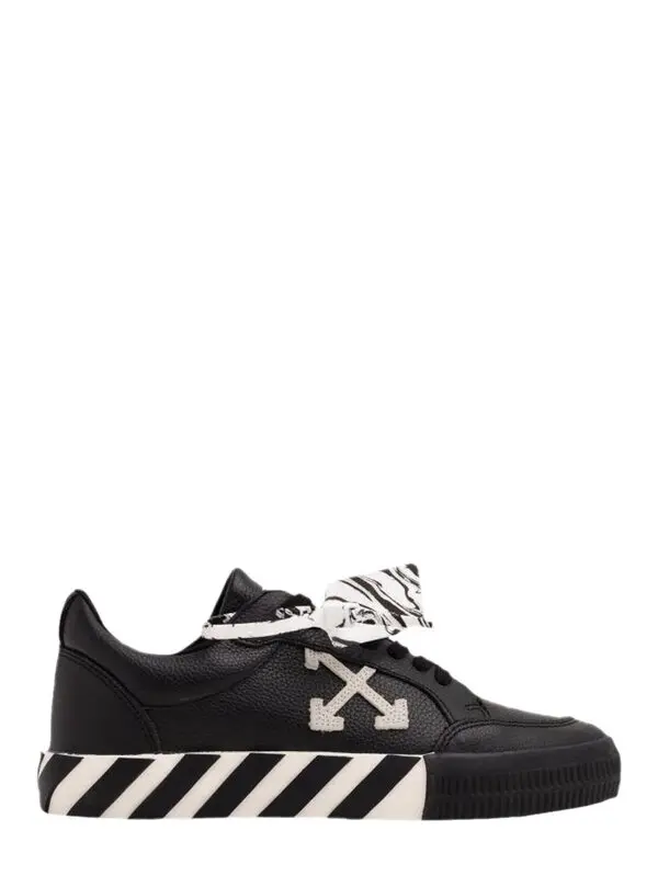 Off-White Vulc Low-top Sneakers - Black