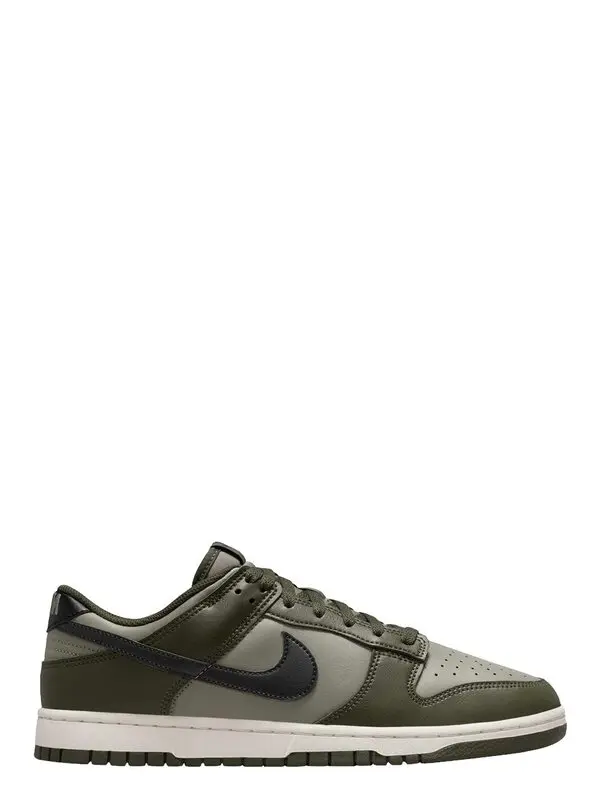 Nike Dunk Low Sneakers - Green