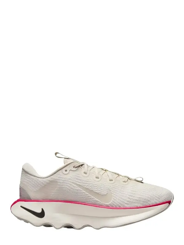 Nike Motiva Sneakers - Cream