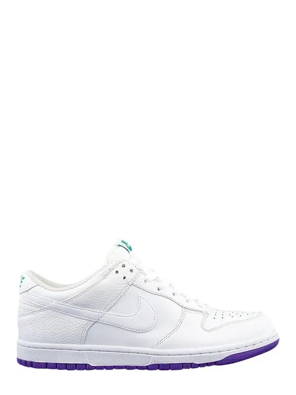 Nike Dunk Low Sneakers - White