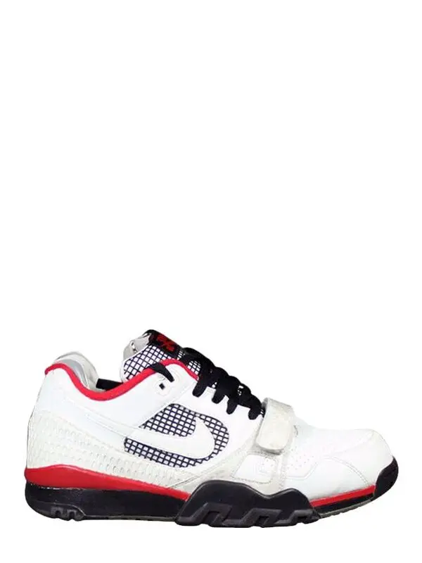 Nike Air Trainer 2 Sb Supreme Sneakers - White