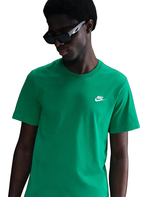 Nike Sportswear Club T-shirt - Green