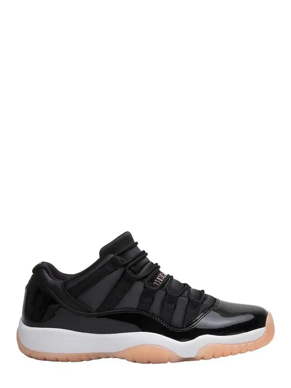 JORDAN 11 Retro Low Sneakers - Black