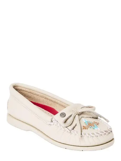 Minnetonka Nizhoni Moc Slipper - Off White Cloud