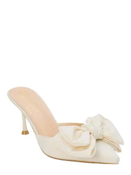 Matisse Goldie Bow Pointed Toe Mule - Cream