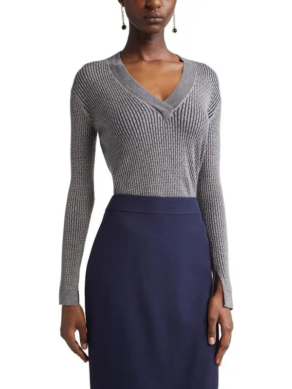St. John Cable Stitch V-neck Sweater - Taupe/navy