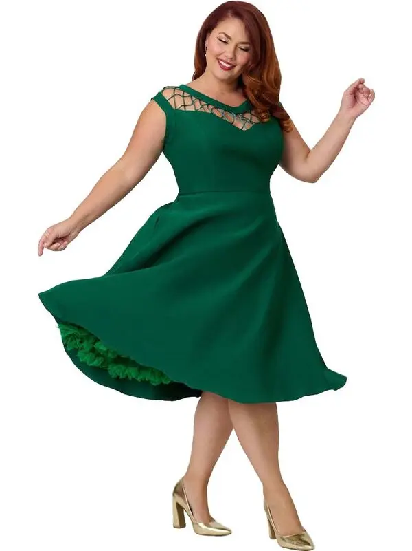 Unique Vintage Diamond Cutout Swing Dress - Green